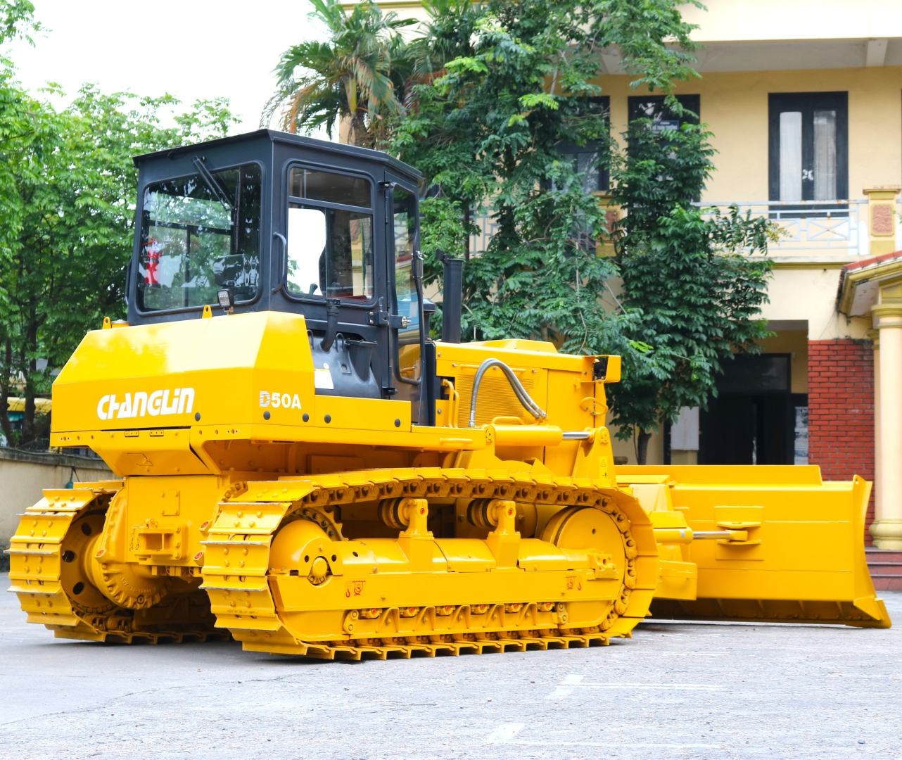 Xe Ủi Đất Komatsu Changlin - Đại Lý Bán & Bảo Hành